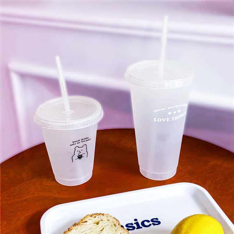 Reusable Matcha Latte Cup – Plastic Cups with Lid and Straw for Matcha ...